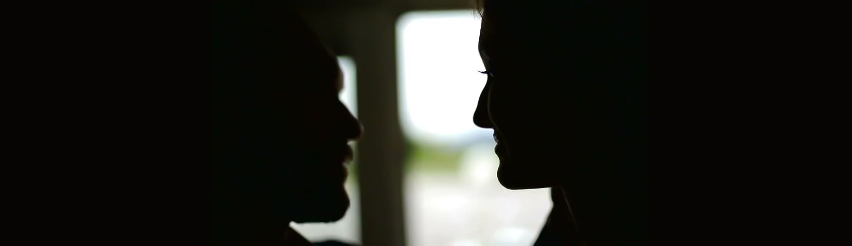 The Trick to Changing The Subject of a Conversation | TRDCRFT